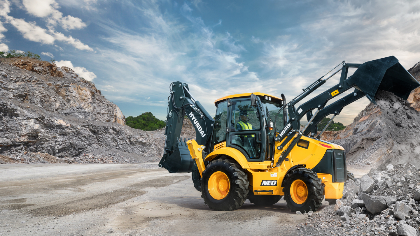 Excavators | HD HYUNDAI CONSTRUCTION EQUIPMENT