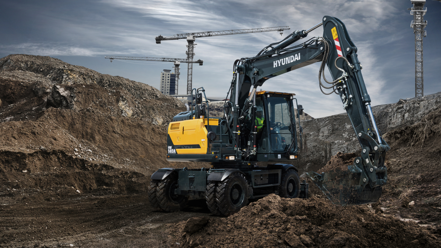 Excavators | HD HYUNDAI CONSTRUCTION EQUIPMENT